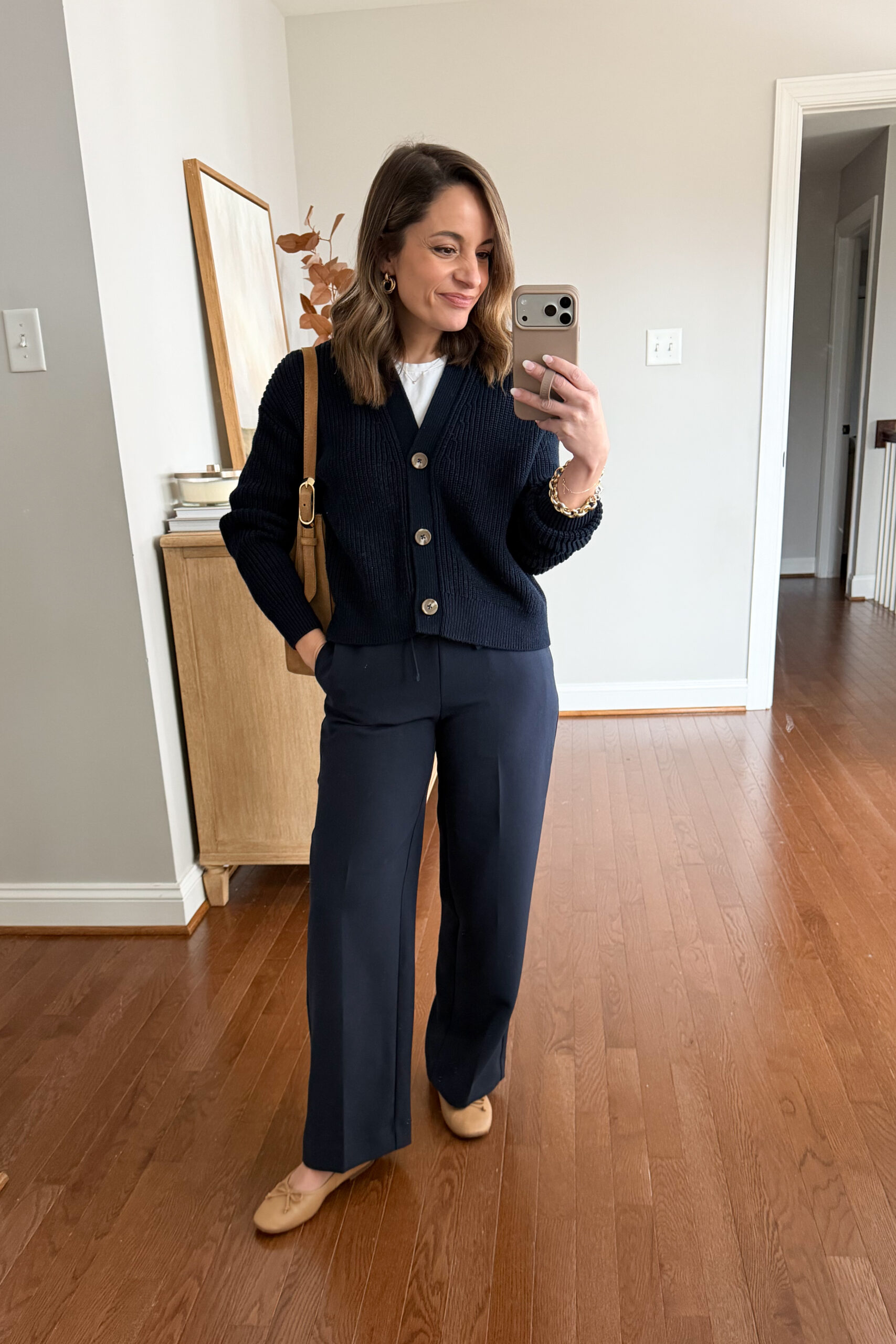 The Aritzia Lodge Pants Are Everywhere — But I Found a Petite-Friendly ...